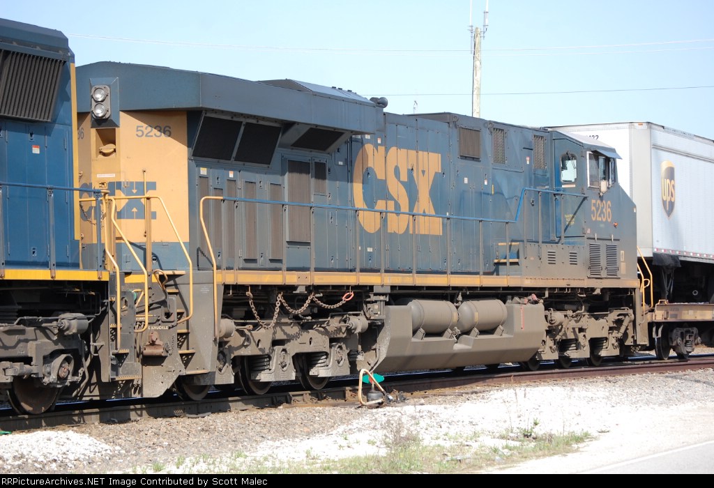 CSX 5236